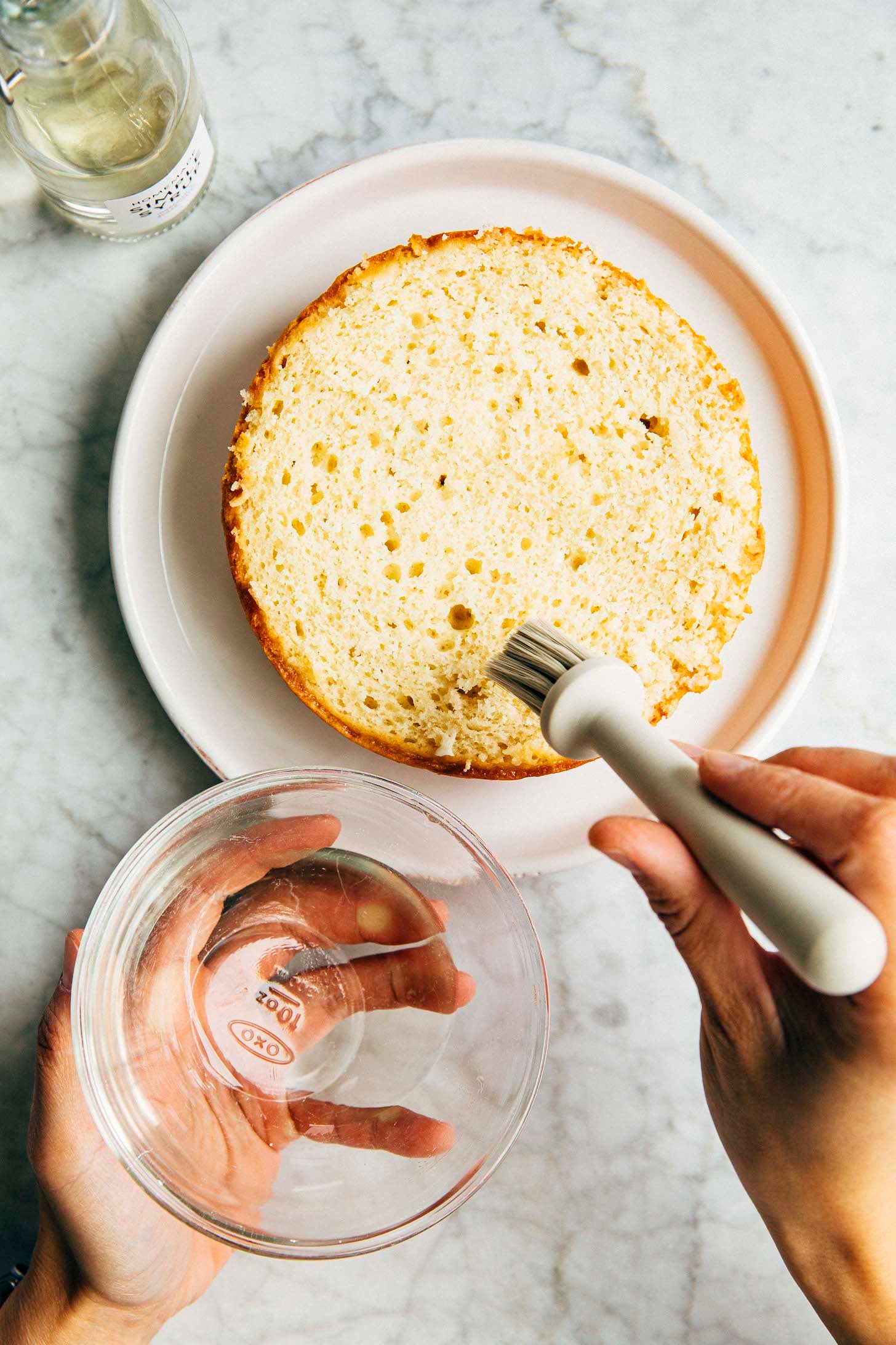 5 Minute Simple Syrup Recipe (For Cakes, Cocktails, Drinks ...