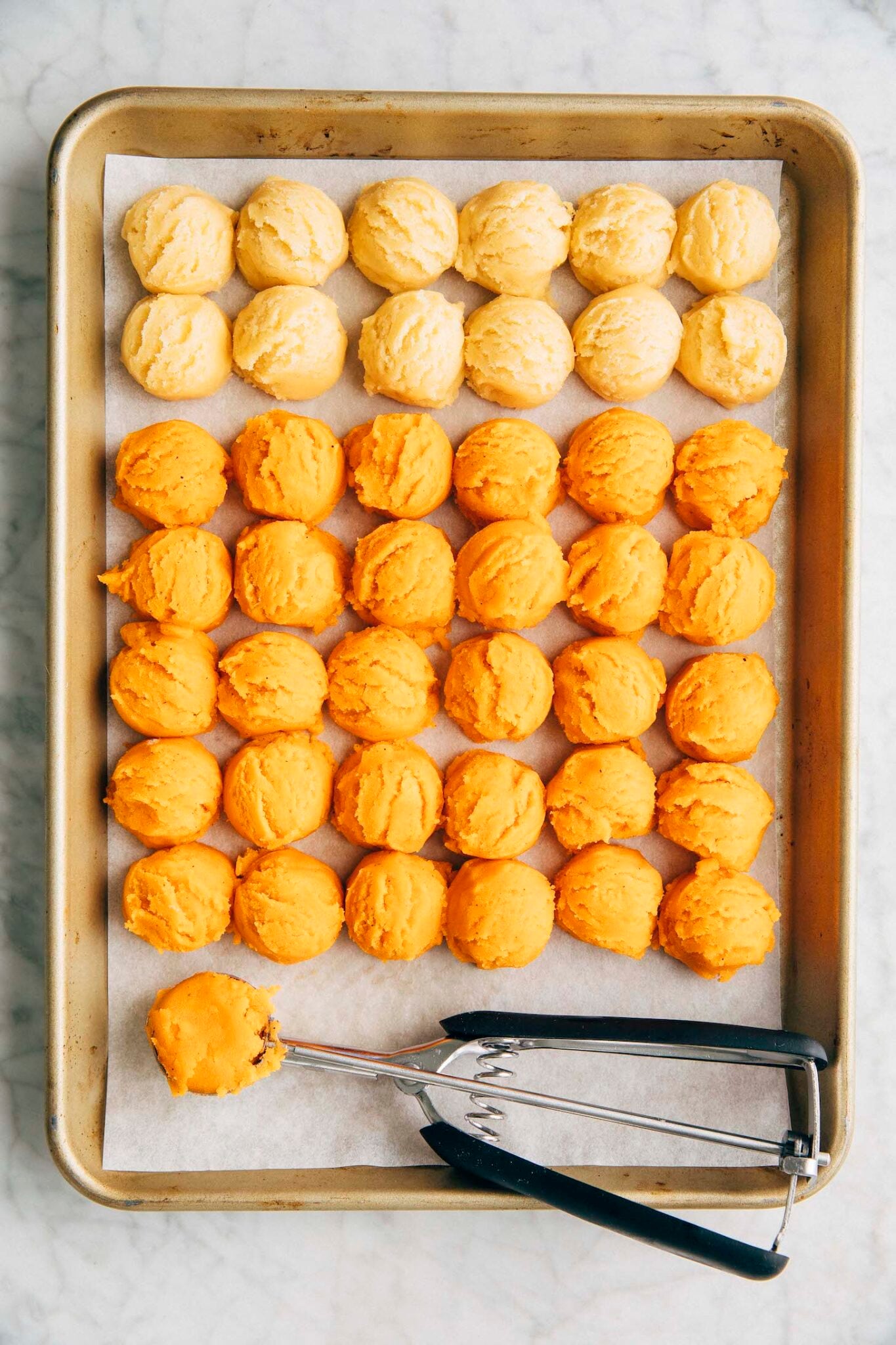 Swirled Thai Tea Cookies with Condensed Milk » Hummingbird High