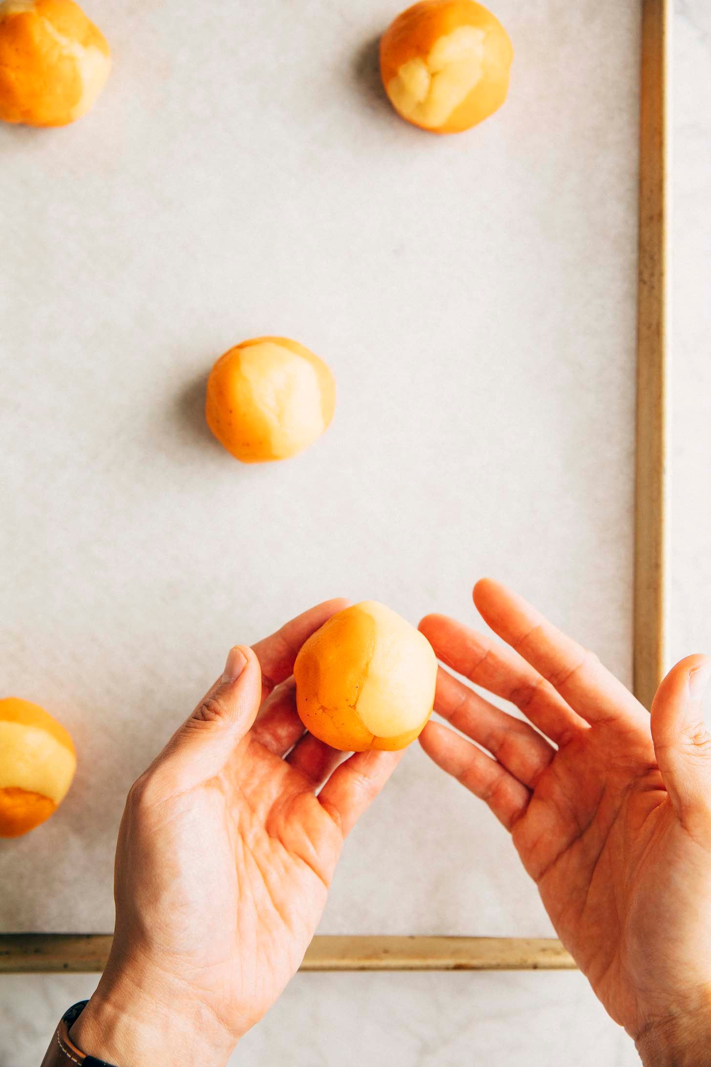 Swirled Thai Tea Cookies with Condensed Milk » Hummingbird High